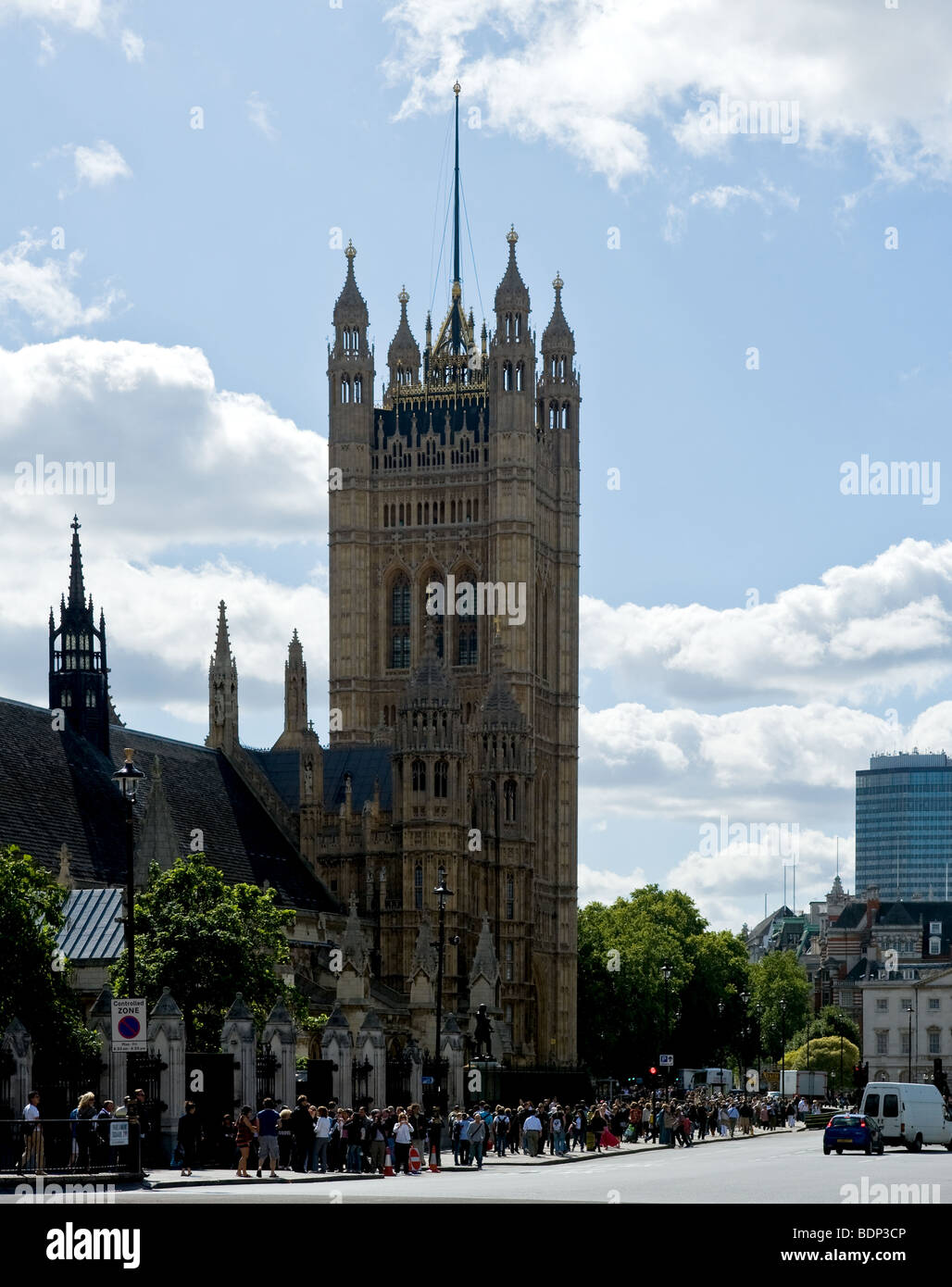 House of lords victoria tower hi-res stock photography and images - Alamy
