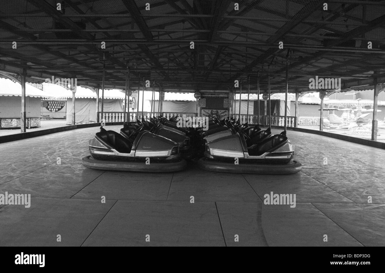 Fair ground dodgems Stock Photo - Alamy