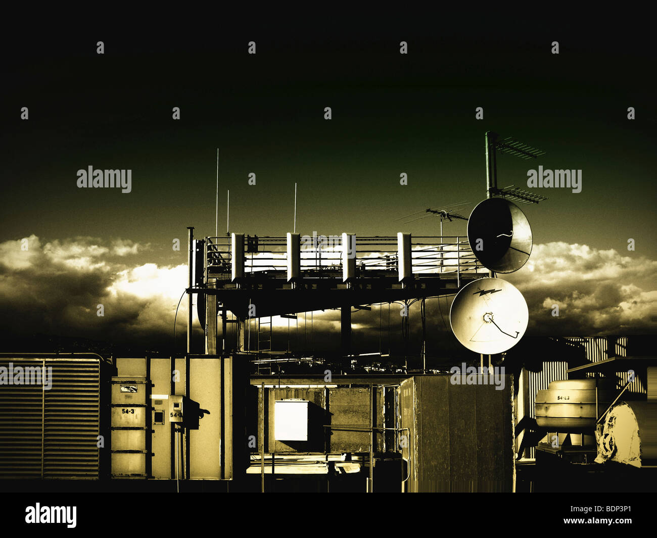 Digital signal hi-res stock photography and images - Alamy