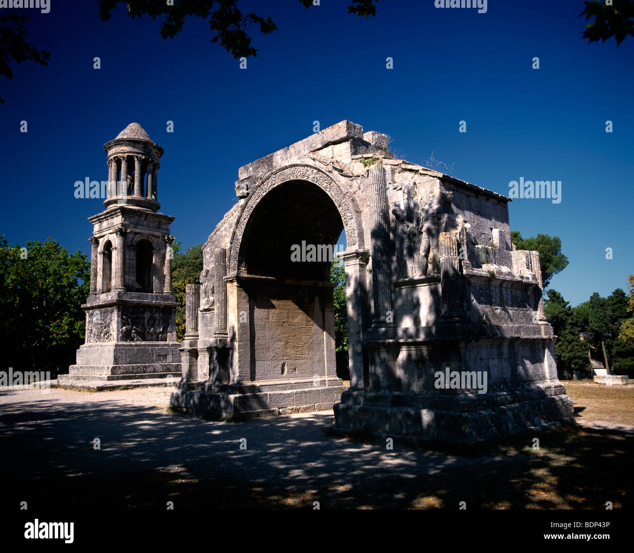 Glanum St Remy Provence France Arc Municipal & Mausoleum Roman Arch ...