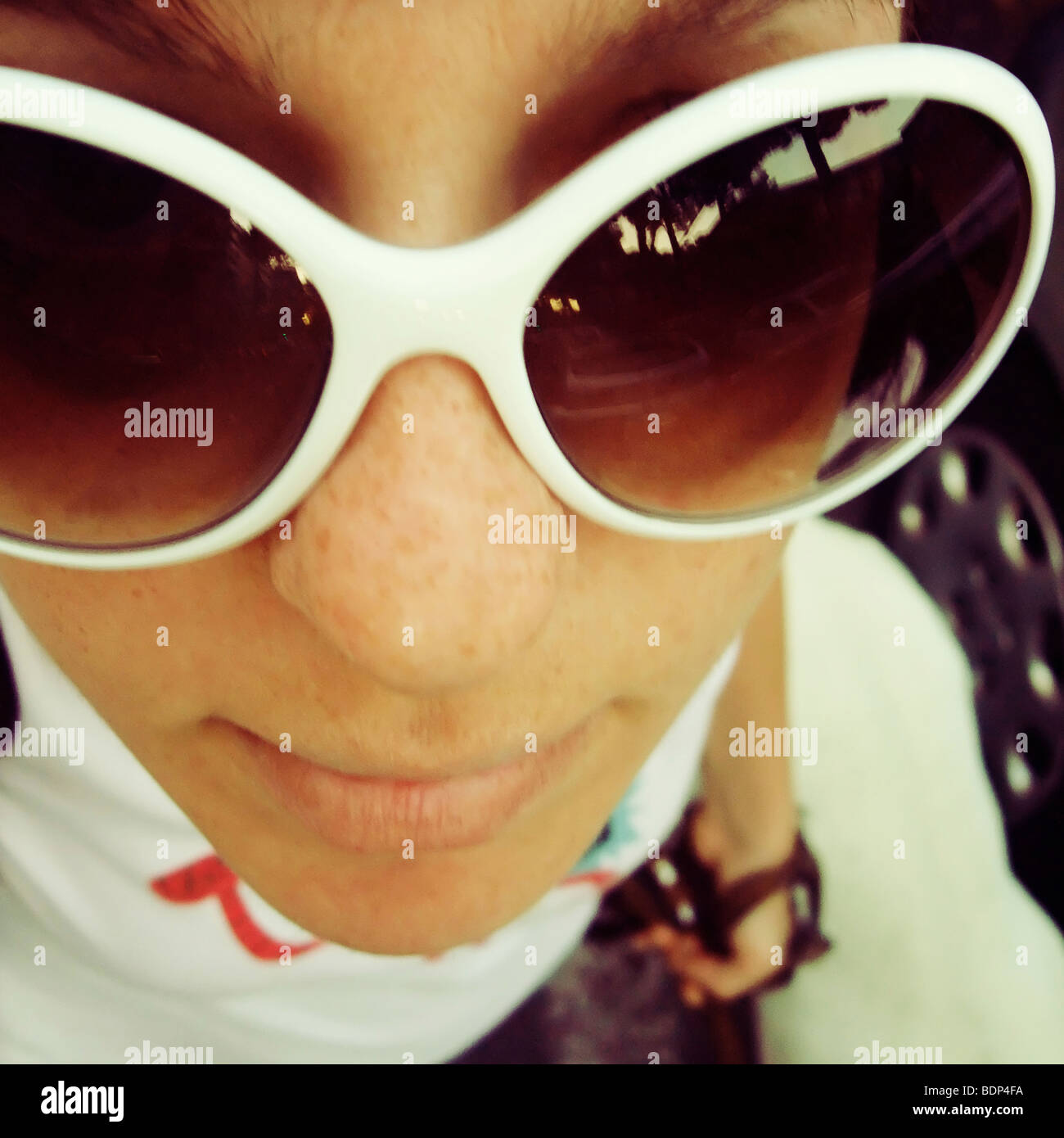 White rim sunglasses hi-res stock photography and images - Alamy