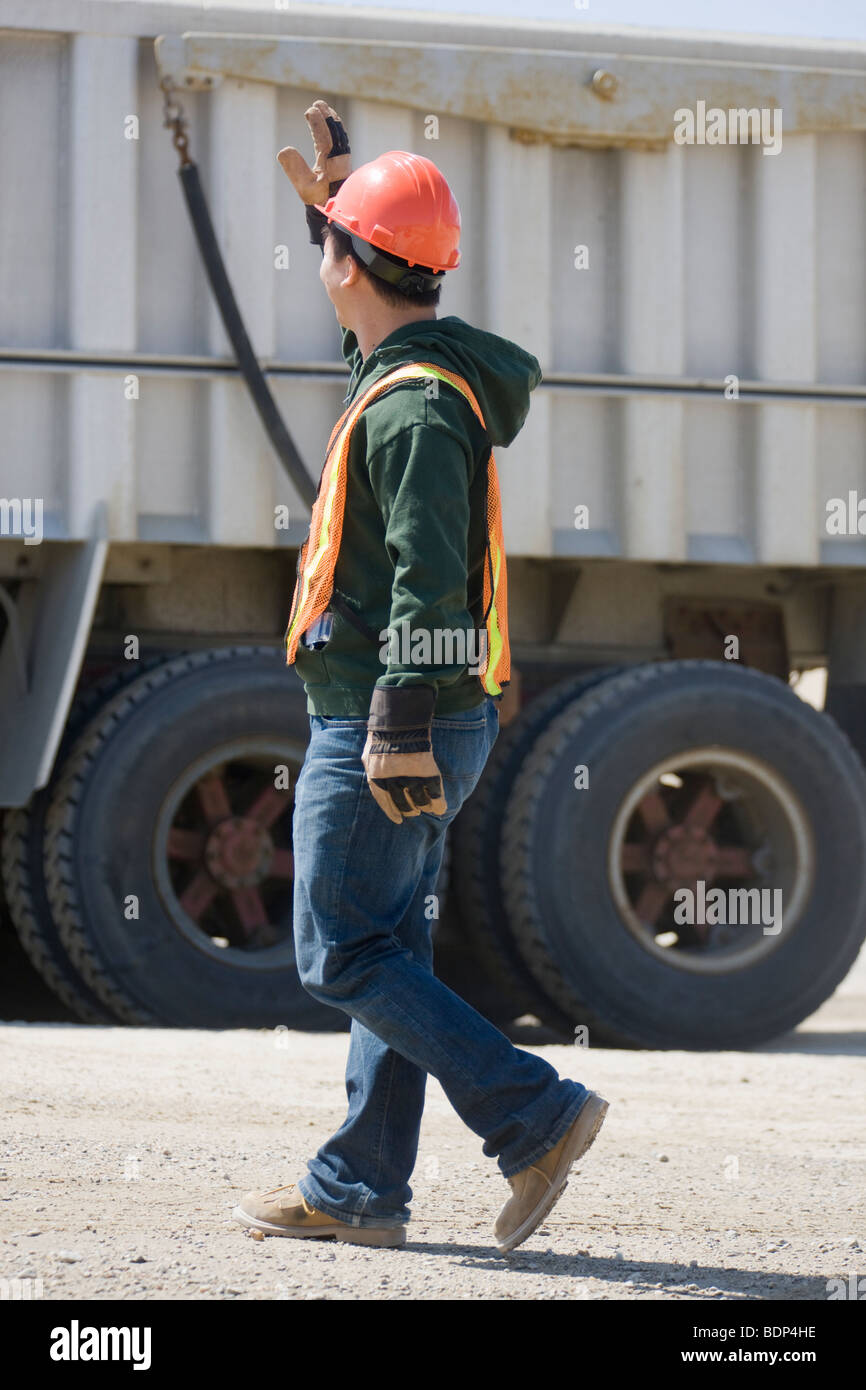 Filipino engineer hi-res stock photography and images - Alamy