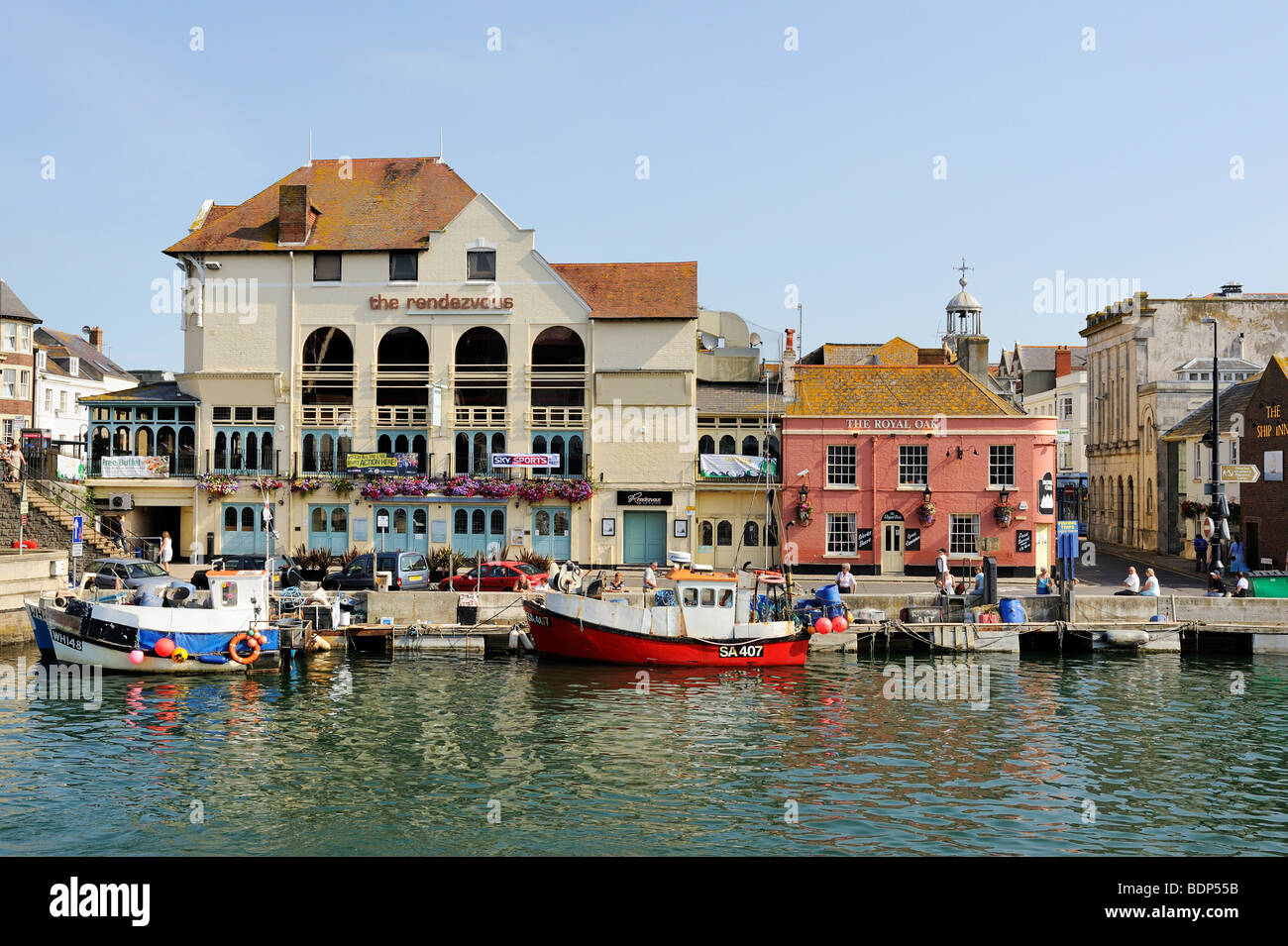 Old English Port High Resolution Stock Photography and Images - Alamy