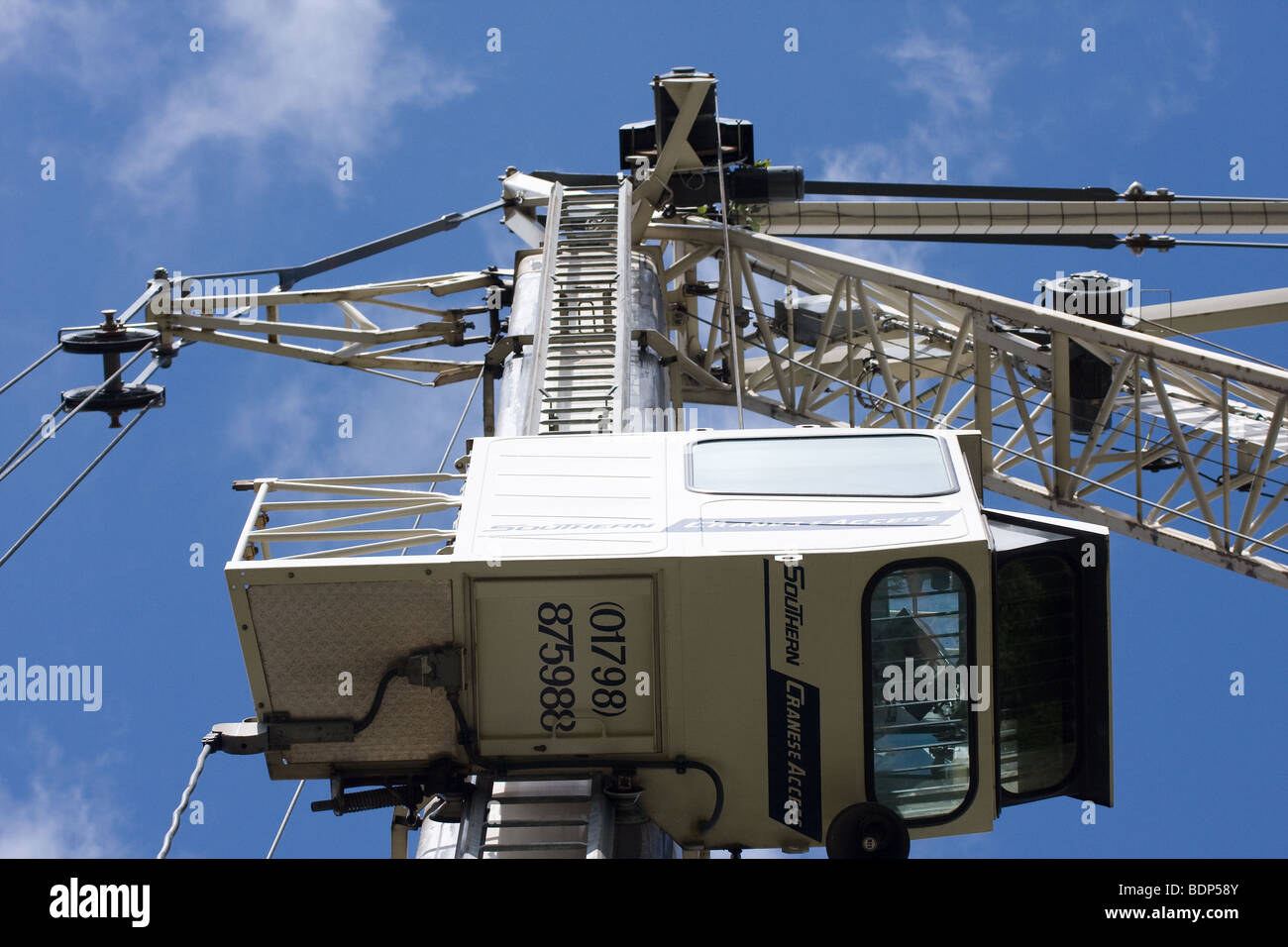 mobile large crane truck lorry mounted telescopic Stock Photo - Alamy