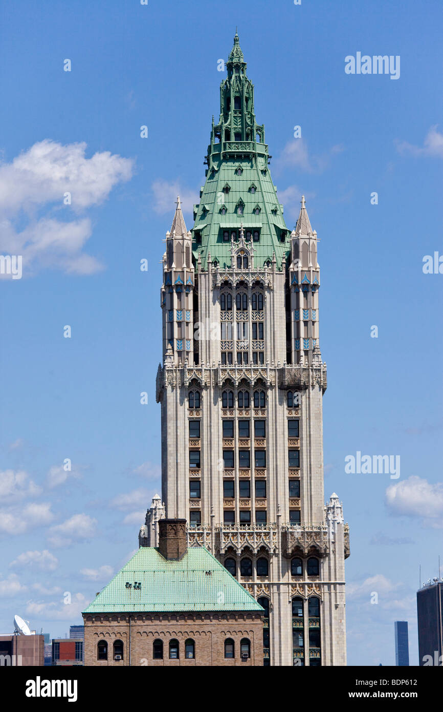 The woolworth building hi-res stock photography and images - Alamy