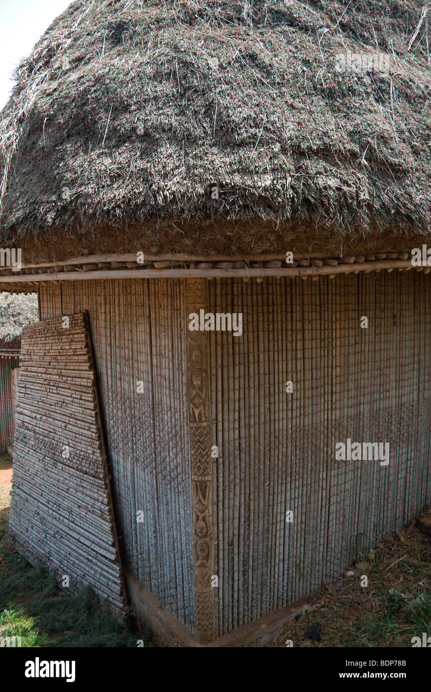 Chiefs hut hi-res stock photography and images - Alamy