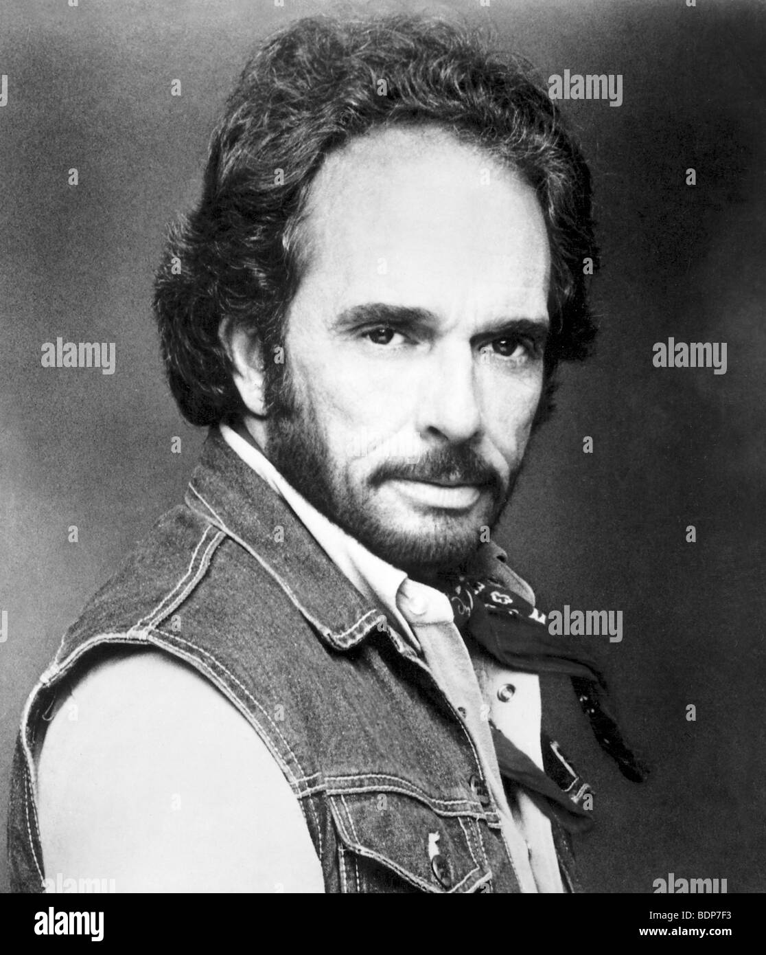 Merle haggard hi-res stock photography and images - Alamy