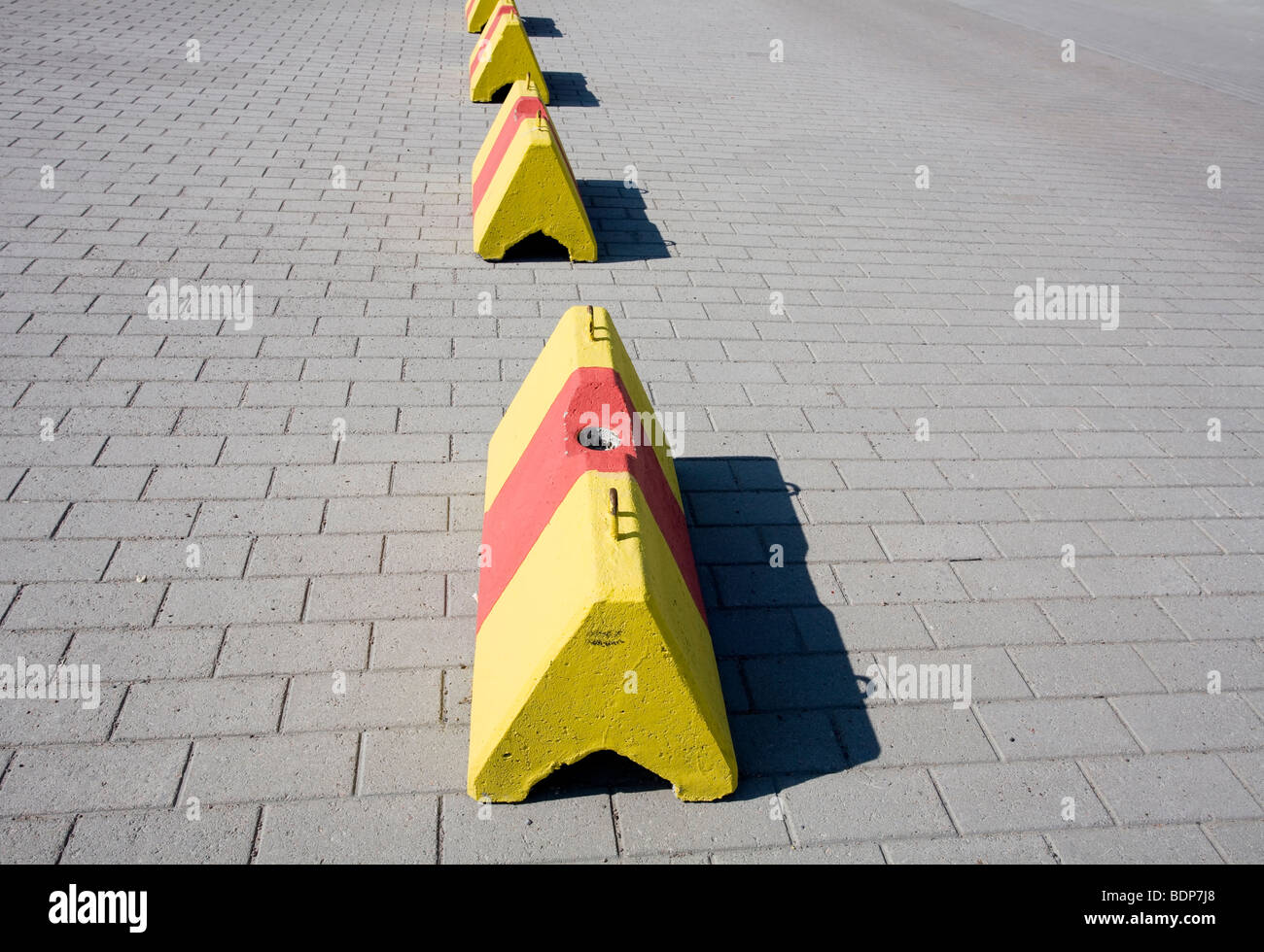 Obstacles hi-res stock photography and images - Alamy