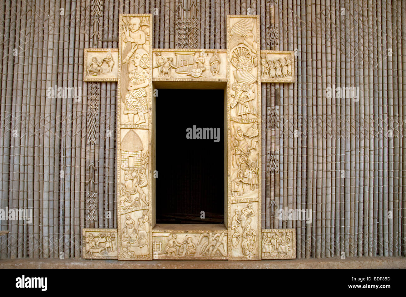 Carved doorway of main reception hall of chief's palace of Bamil k ...