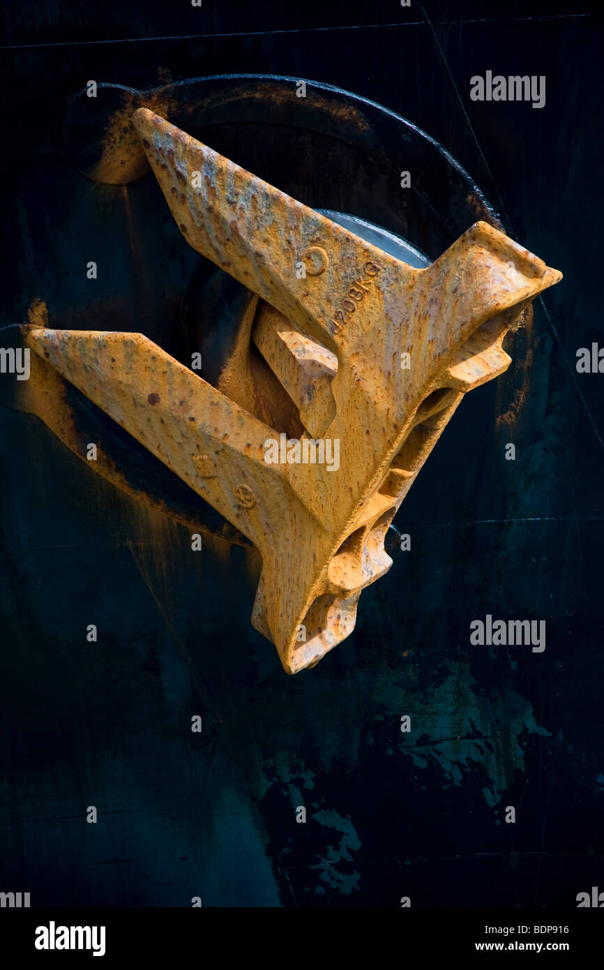 Shipping containers old ships hi-res stock photography and images - Alamy