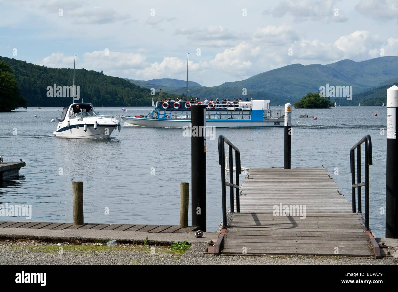 A passenger ferry on Lake Windermere Stock Photo - Alamy