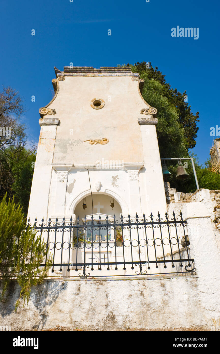 Snake carving hi-res stock photography and images - Alamy