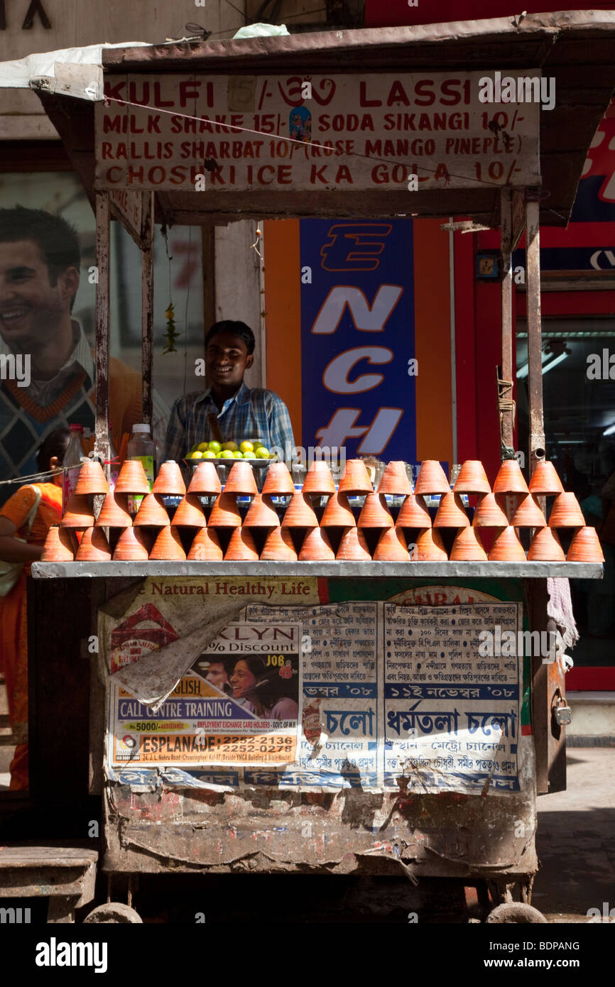 Clay pottery india hi-res stock photography and images - Alamy
