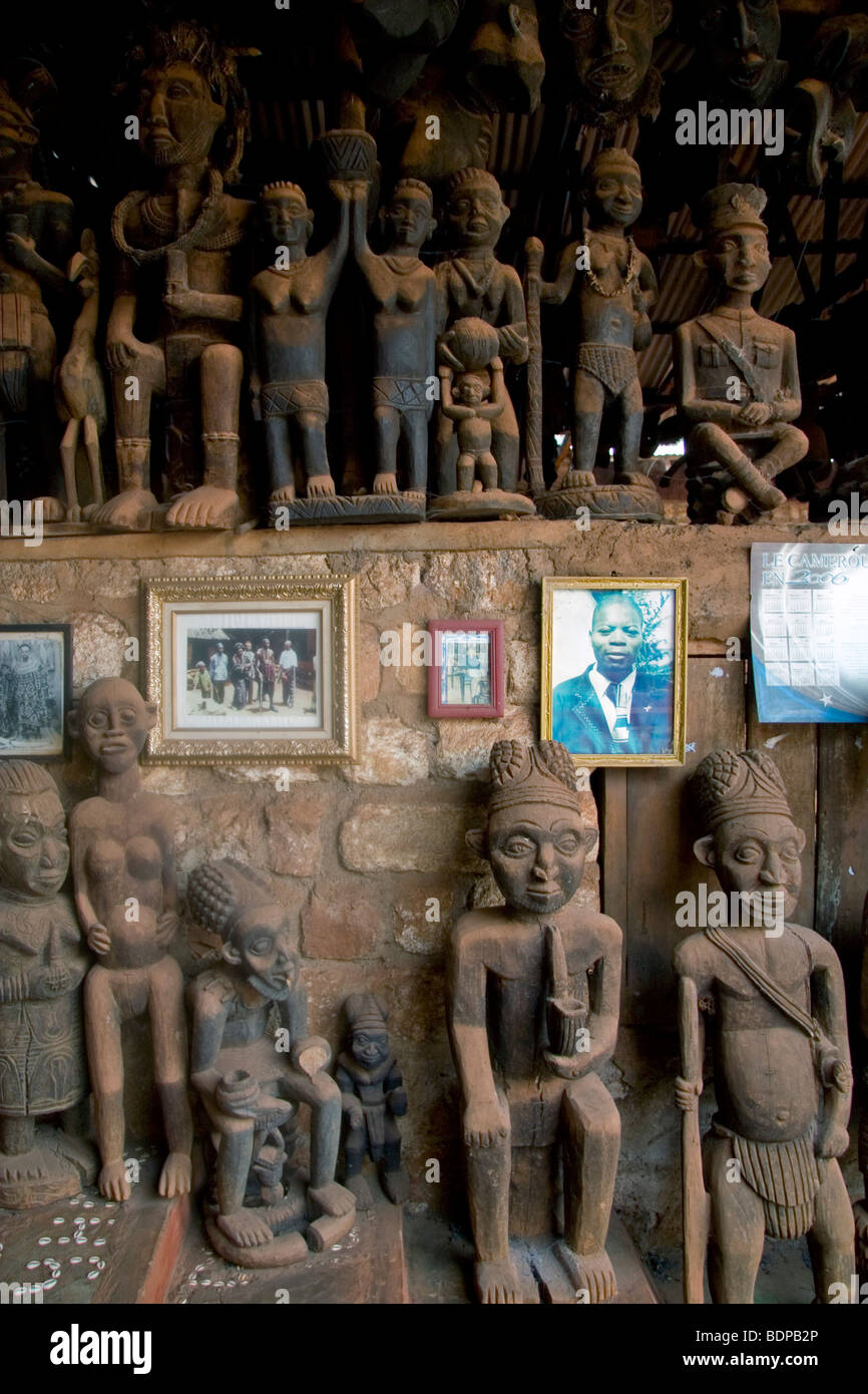 Grassfields of cameroon hi-res stock photography and images - Alamy