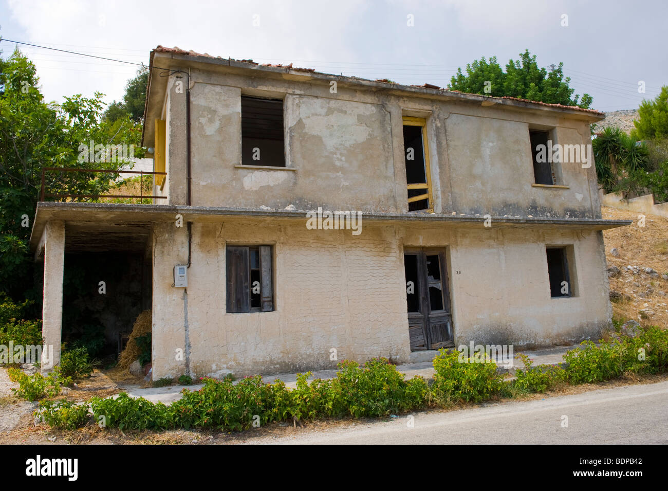 Derelict village house at Markopoulo on Greek island of Kefalonia ...