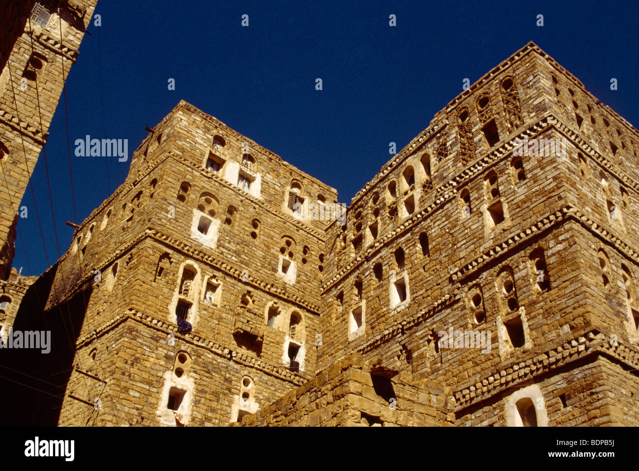 Thula Yemen Building Windows Stock Photo - Alamy