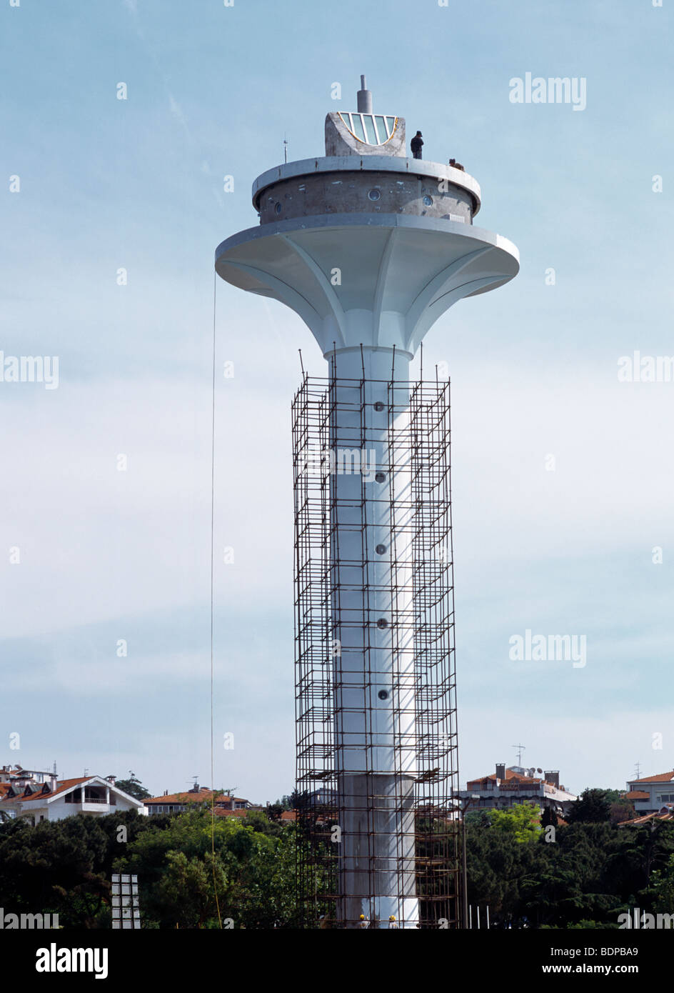 Scaffolding around tower hi-res stock photography and images - Alamy