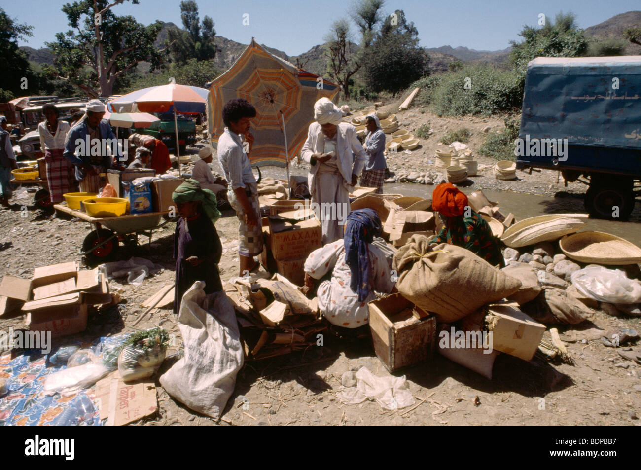 Taiz people hi-res stock photography and images - Alamy