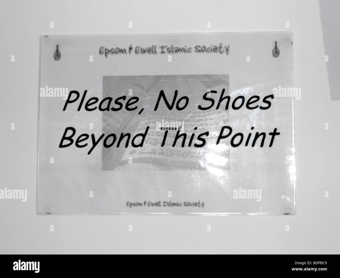 No Shoe Sign Epsom Mosque Epsom Surrey Stock Photo - Alamy