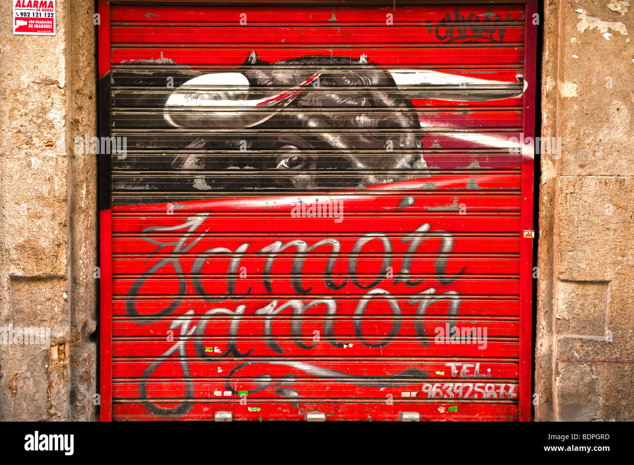 Spanish shop front hi-res stock photography and images - Alamy