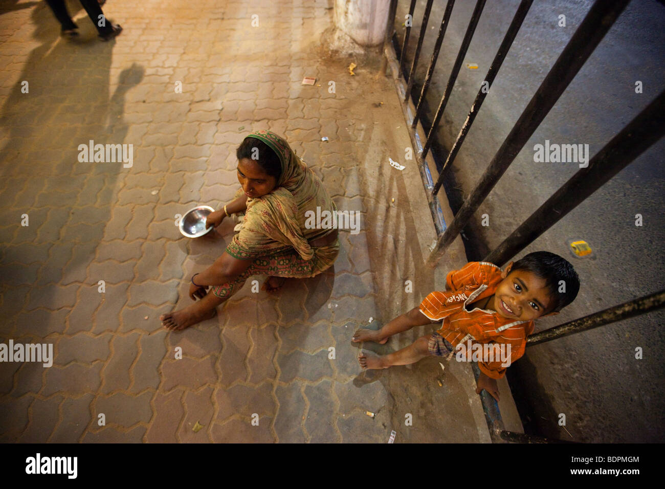 Homeless mother begging hi-res stock photography and images - Alamy
