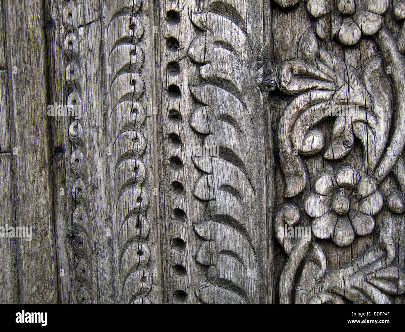 Intricate wood carving hi-res stock photography and images - Alamy
