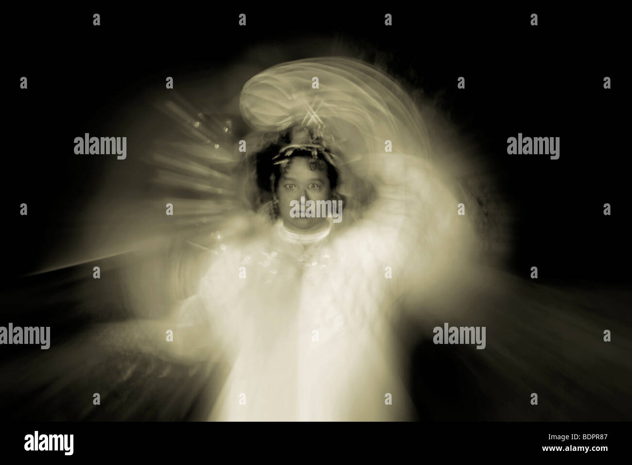 Dressed female figure hi-res stock photography and images - Alamy