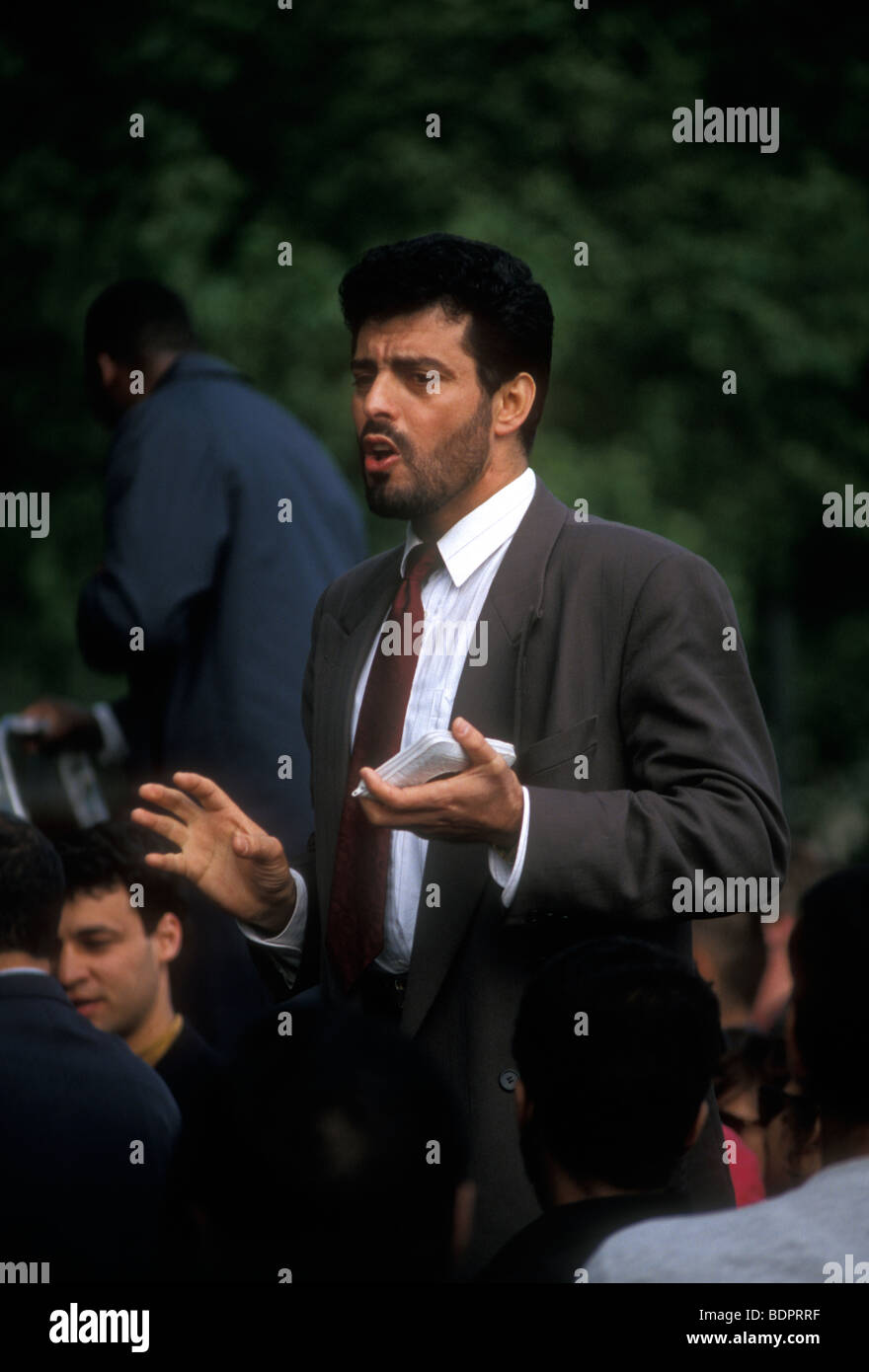 Protest crowd listening to speech hi-res stock photography and images ...