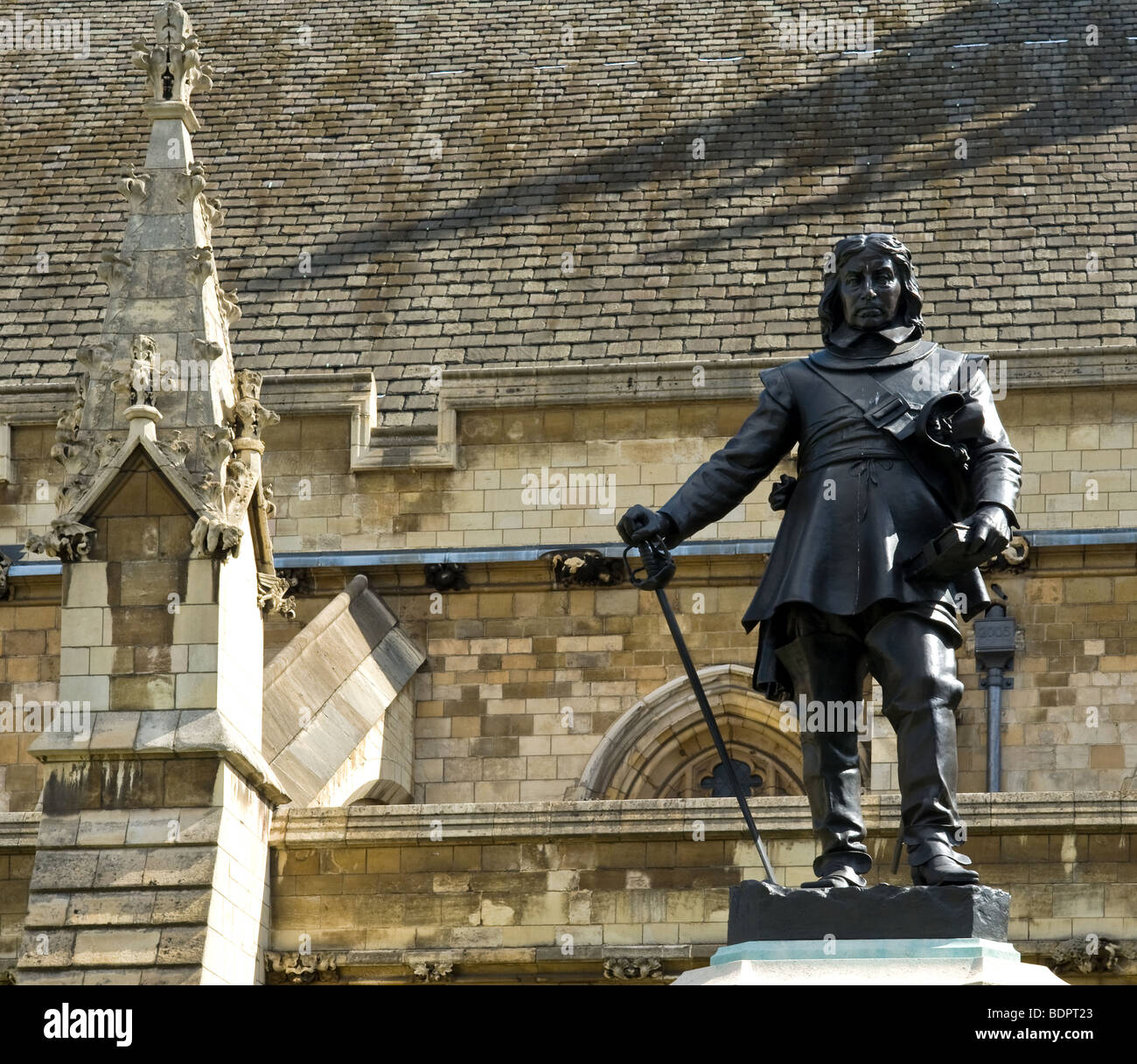 Oliver cromwell building hi-res stock photography and images - Alamy