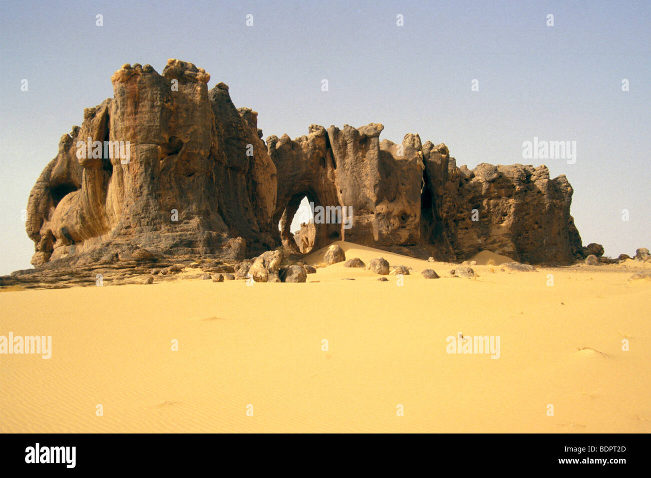 mauritania, rock in the desert Stock Photo - Alamy