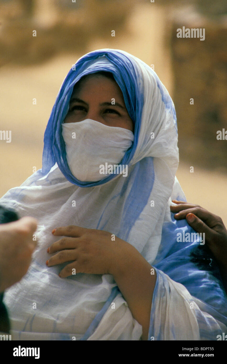 Mauritanian traditional dress hi-res stock photography and images - Alamy