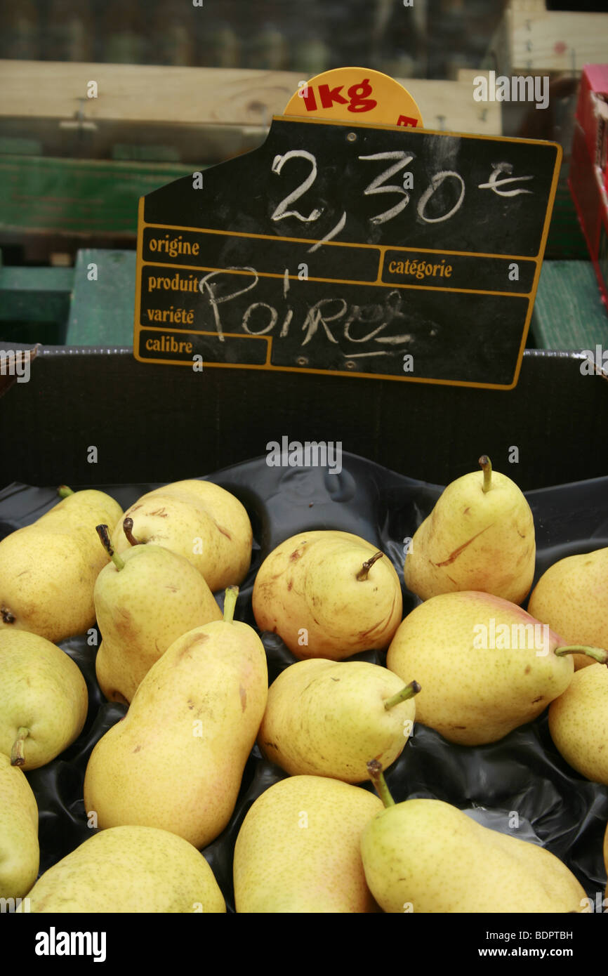 Poire pears hi-res stock photography and images - Alamy