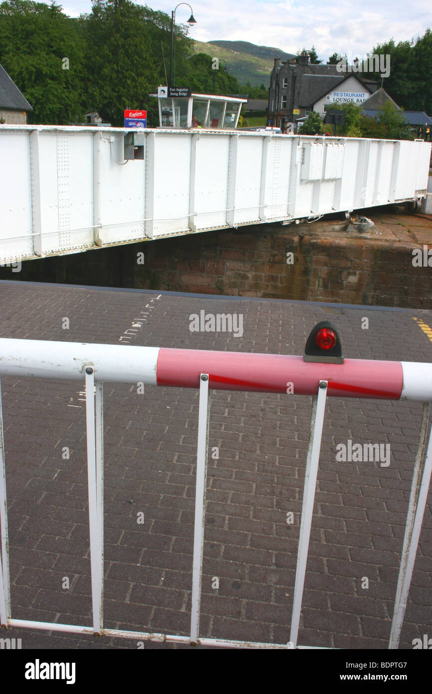 Scotland canal engineering bridge hi-res stock photography and images ...