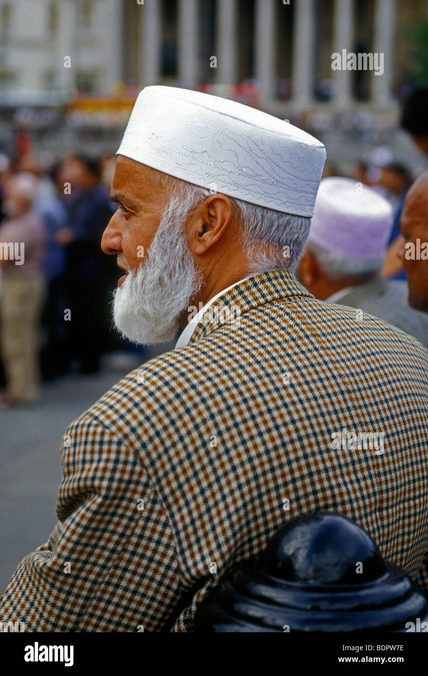 Pakistani-English man, political protest, protester, protest march, PPP ...