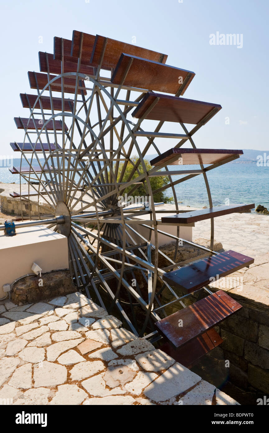 Water wheel greece hi-res stock photography and images - Alamy