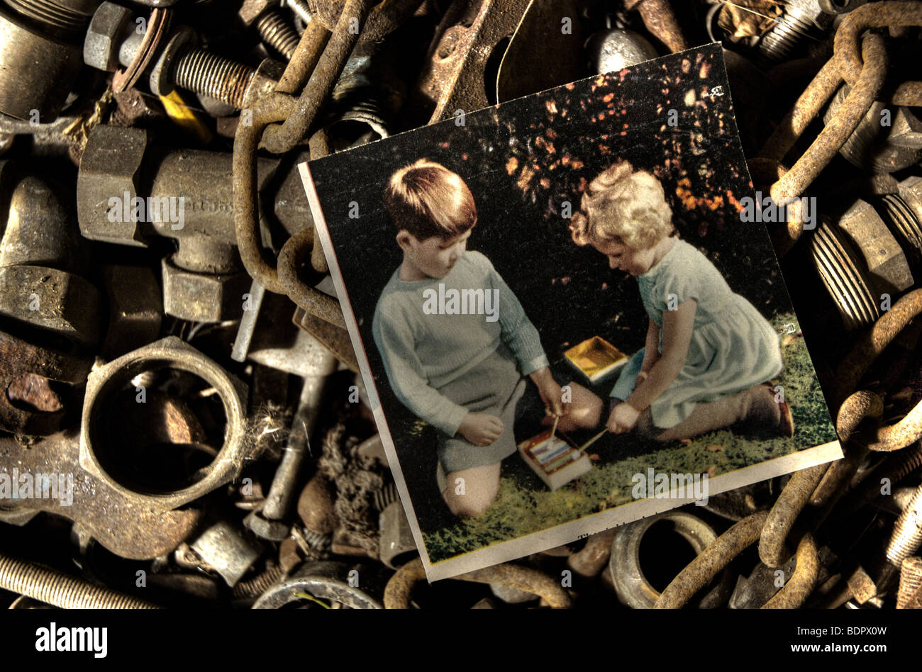 Girl in a box hi-res stock photography and images - Alamy