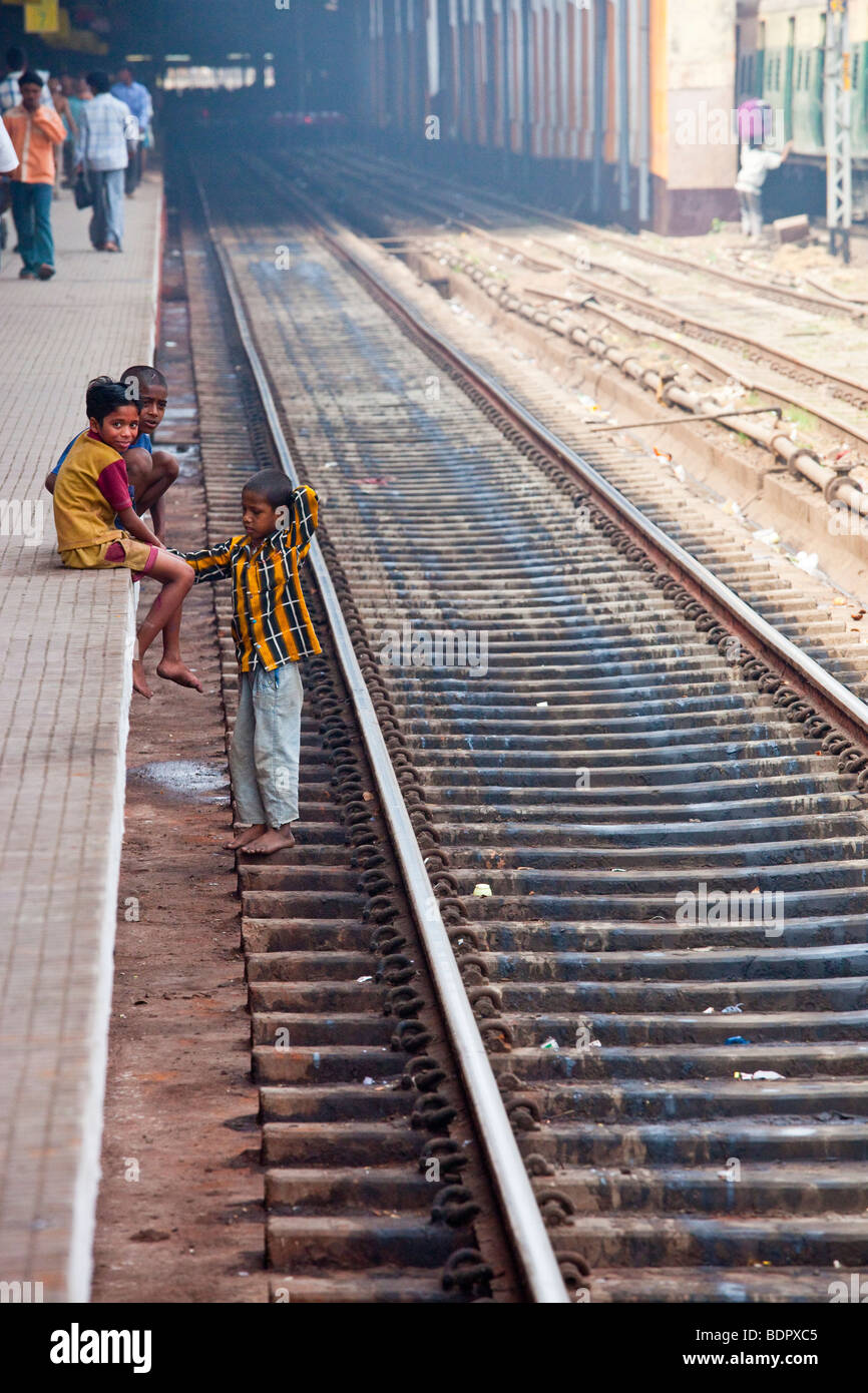 Homeless Indian Boys on the Tracks at Sealdah Station in Calcutta India ...
