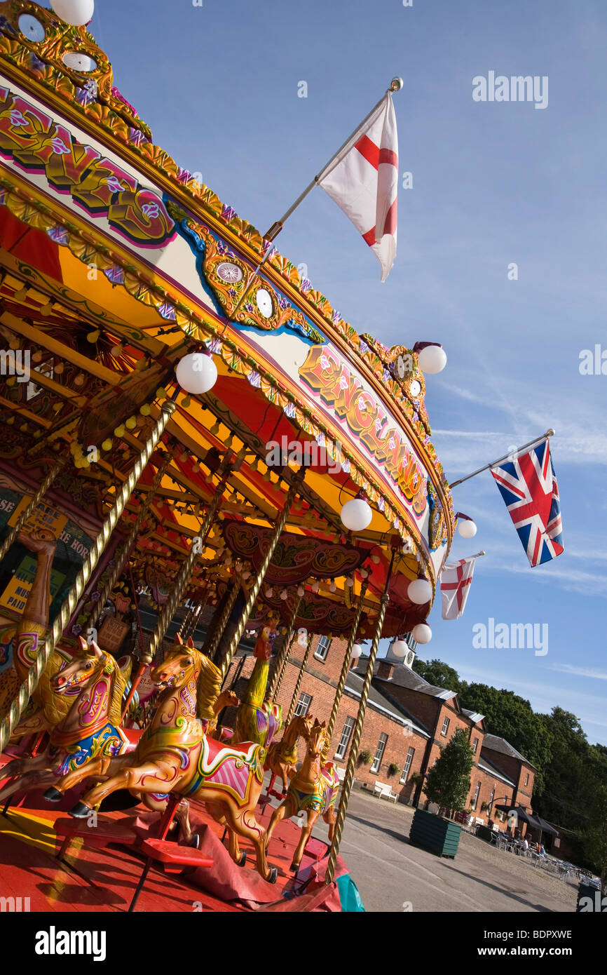UK, England, Cheshire, Knutsford, Tatton Hall, traditional steam ...
