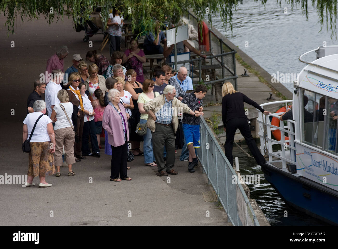 Queue for water aerial hi-res stock photography and images - Alamy