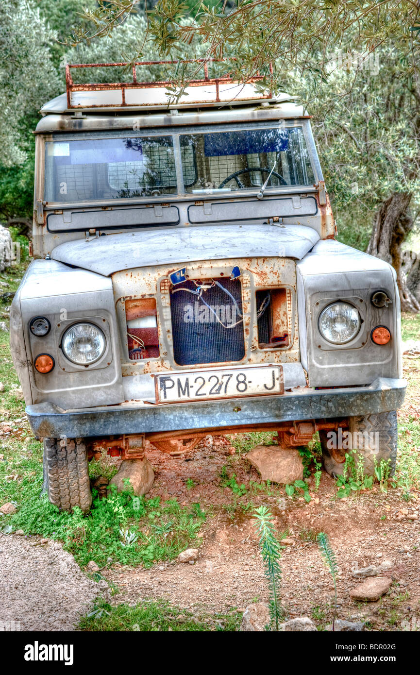Old land rover hi-res stock photography and images - Alamy