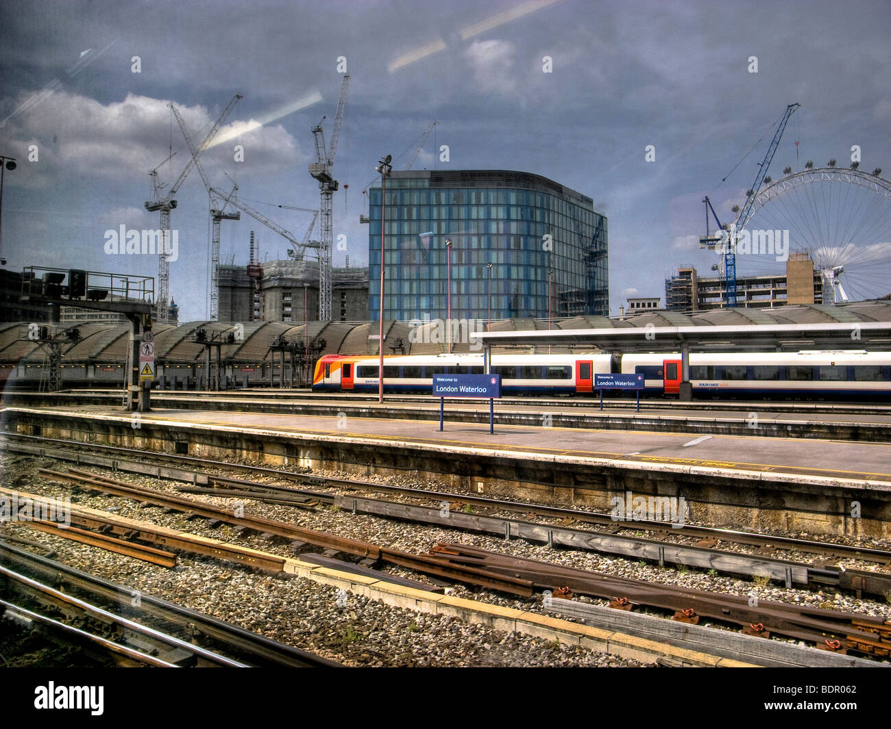 Rail yard london england hi-res stock photography and images - Alamy