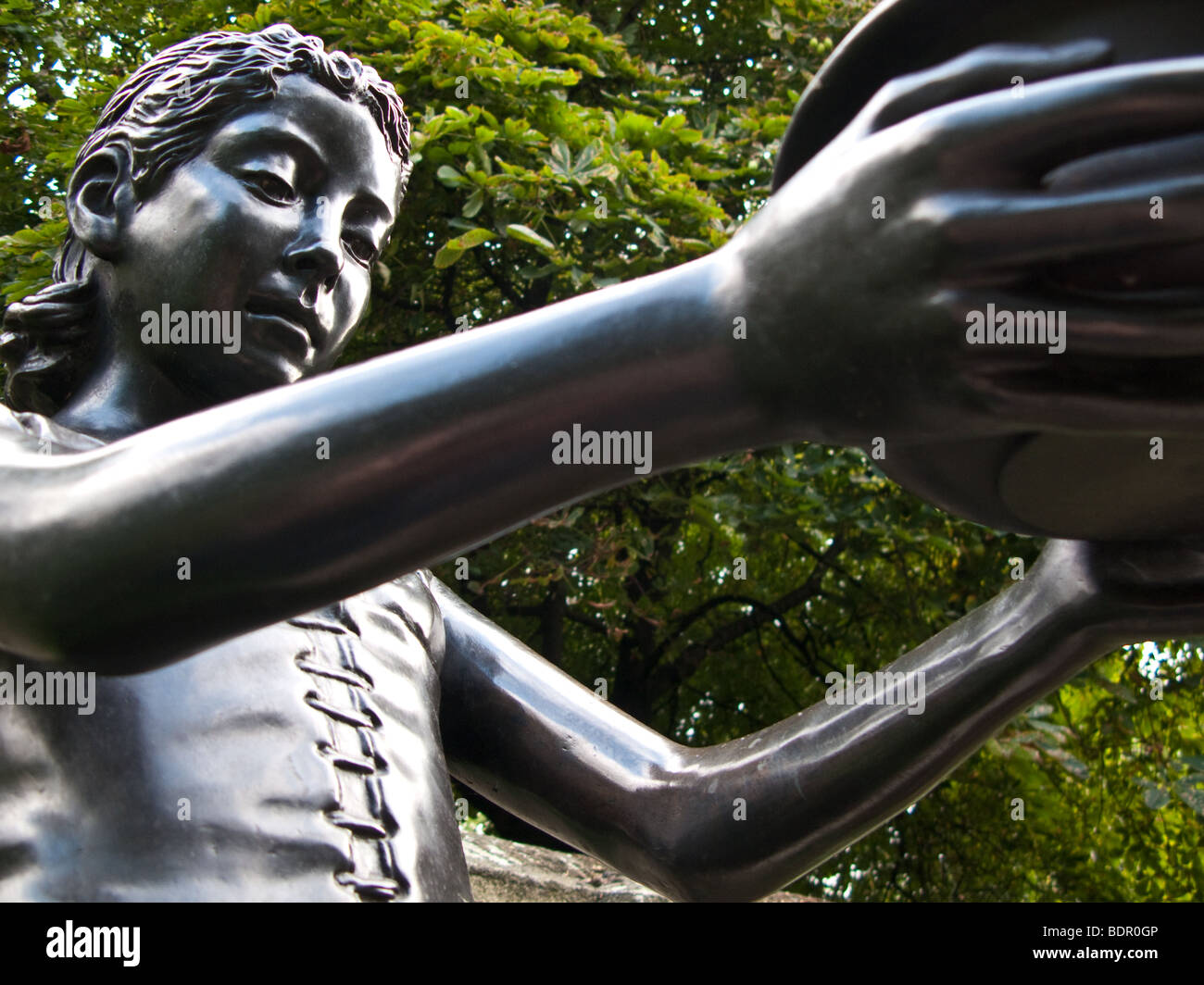 Temperance statue hi-res stock photography and images - Alamy