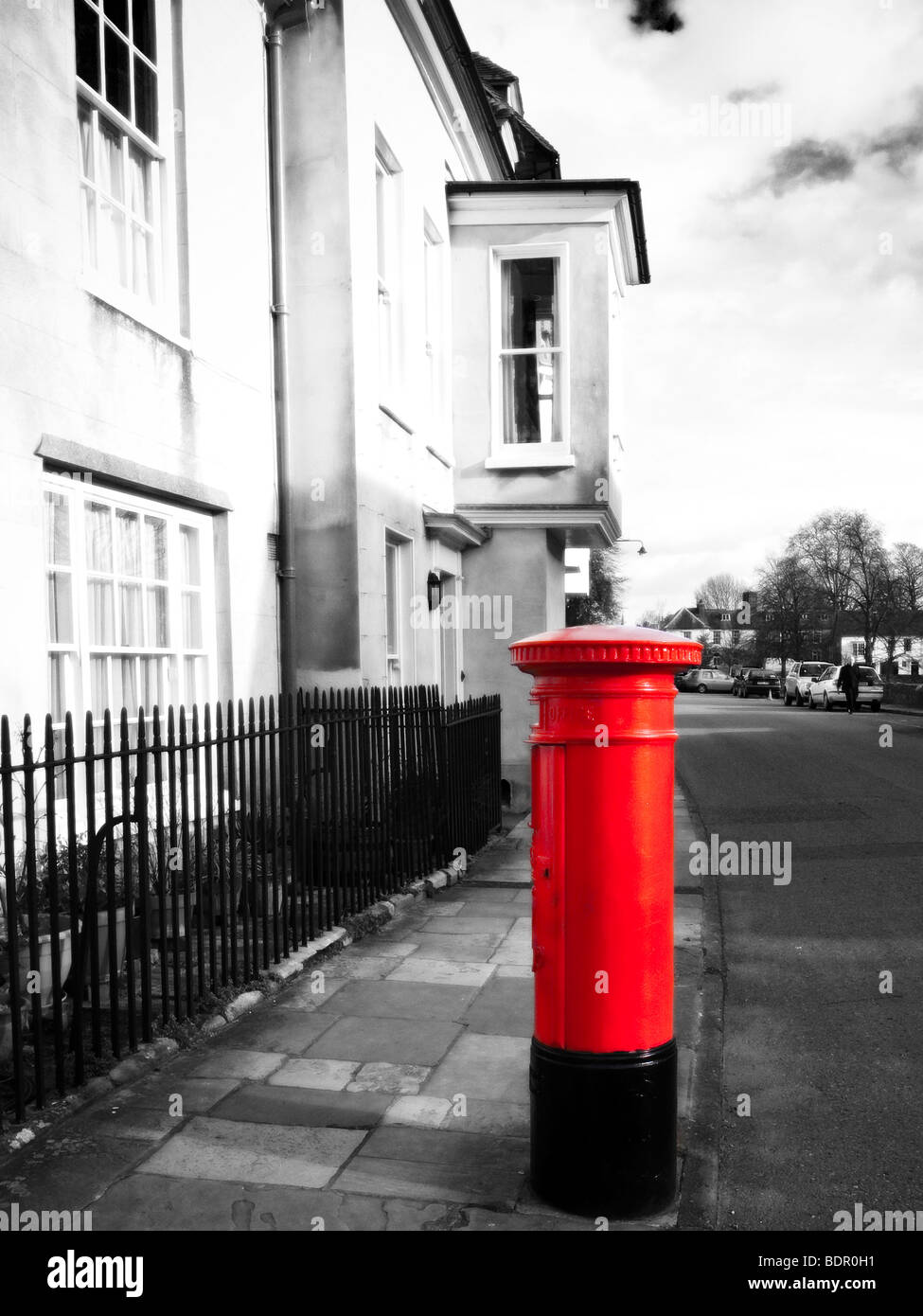 A red post box in England Stock Photo - Alamy