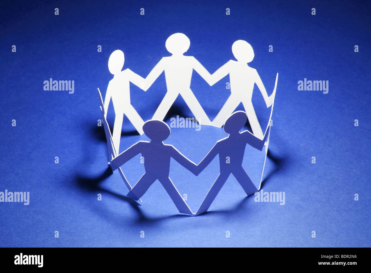 Paper cutout hi-res stock photography and images - Alamy