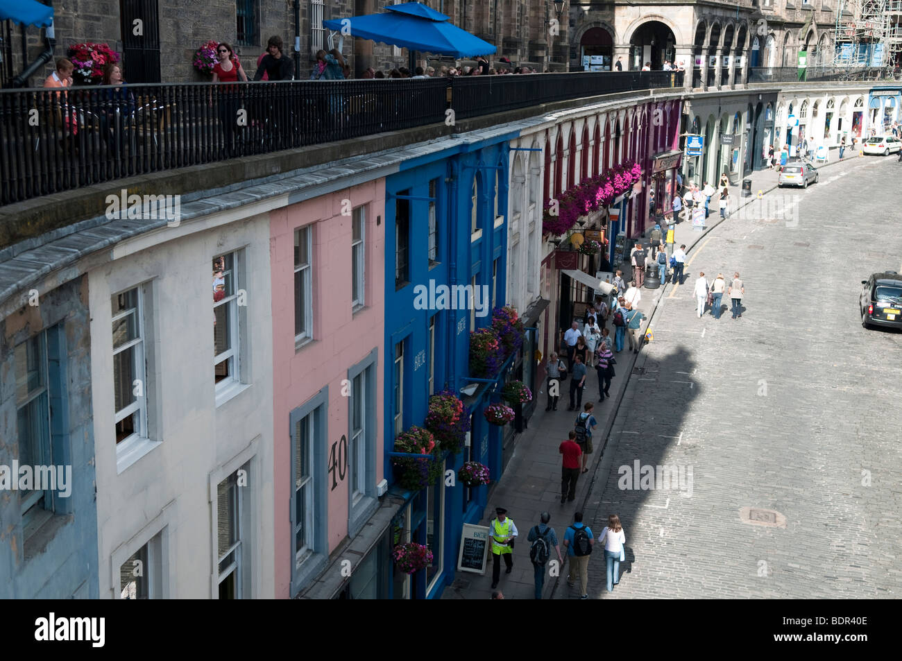 Edinburgh people city hi-res stock photography and images - Alamy