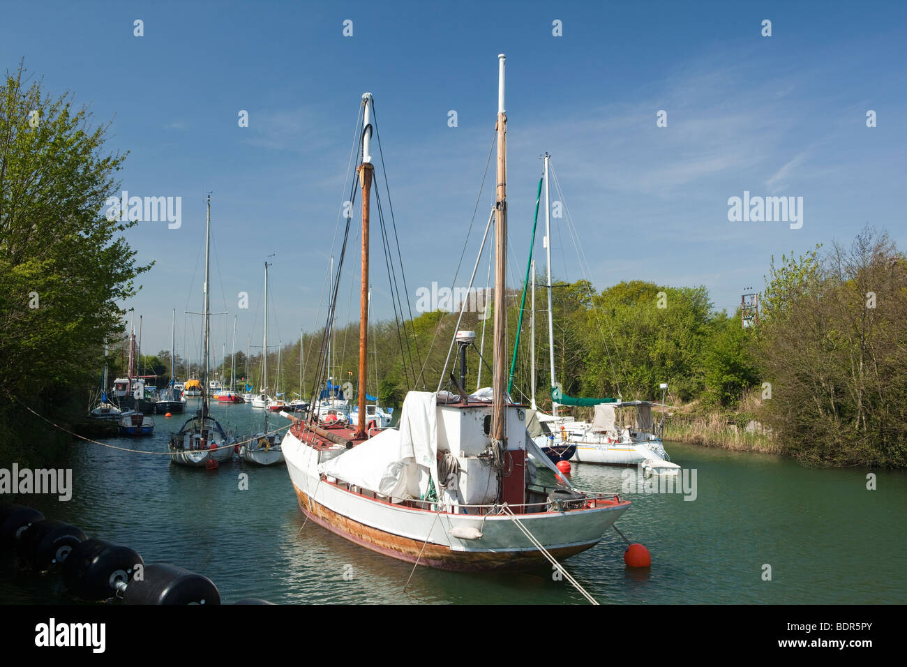 Docks at lydney harbour hi-res stock photography and images - Alamy