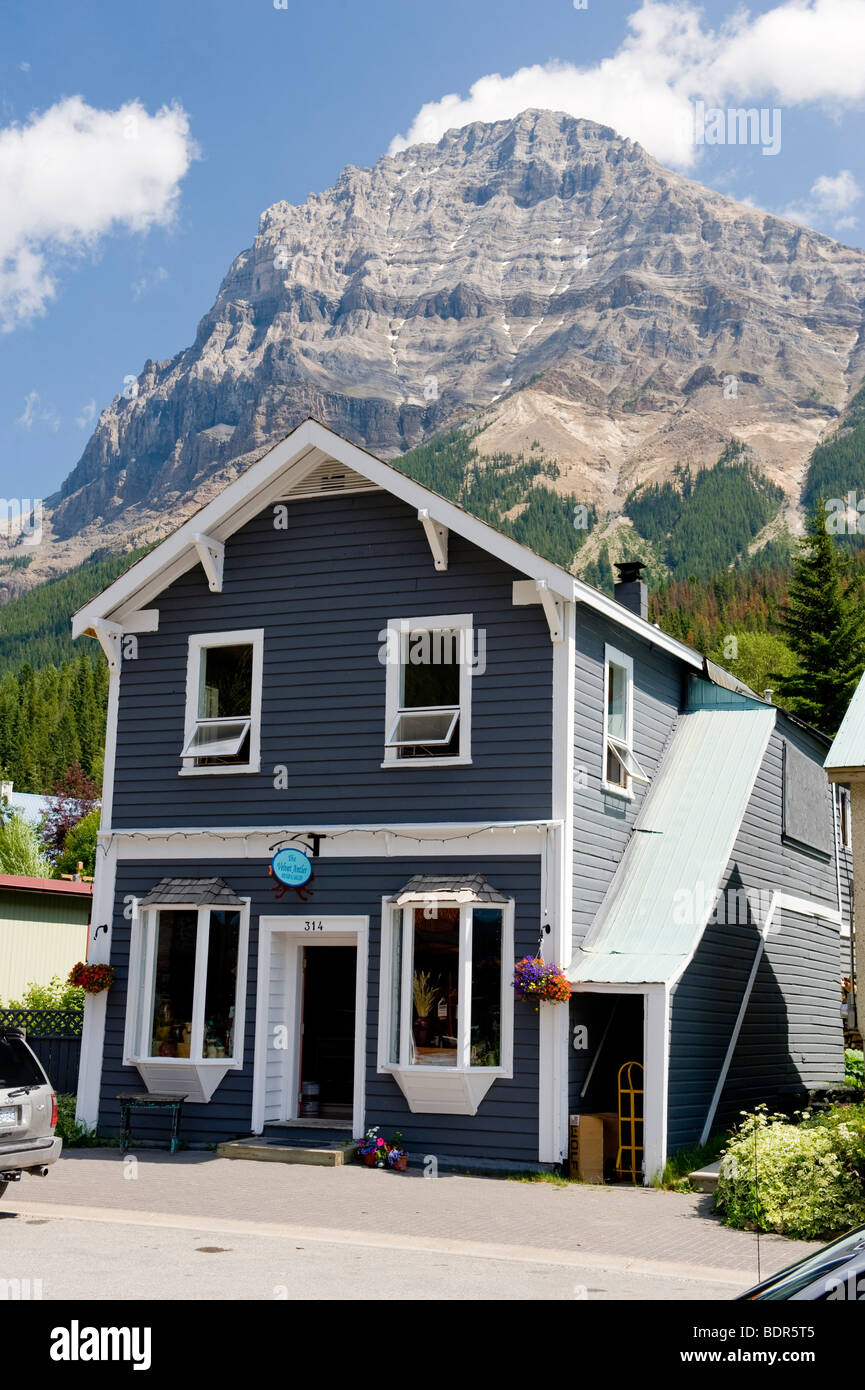 Art gallery in the town of Field with Mount Stephen behind, BC, Canada ...
