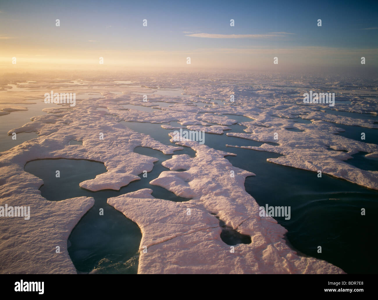 Pack ice open water hi-res stock photography and images - Alamy