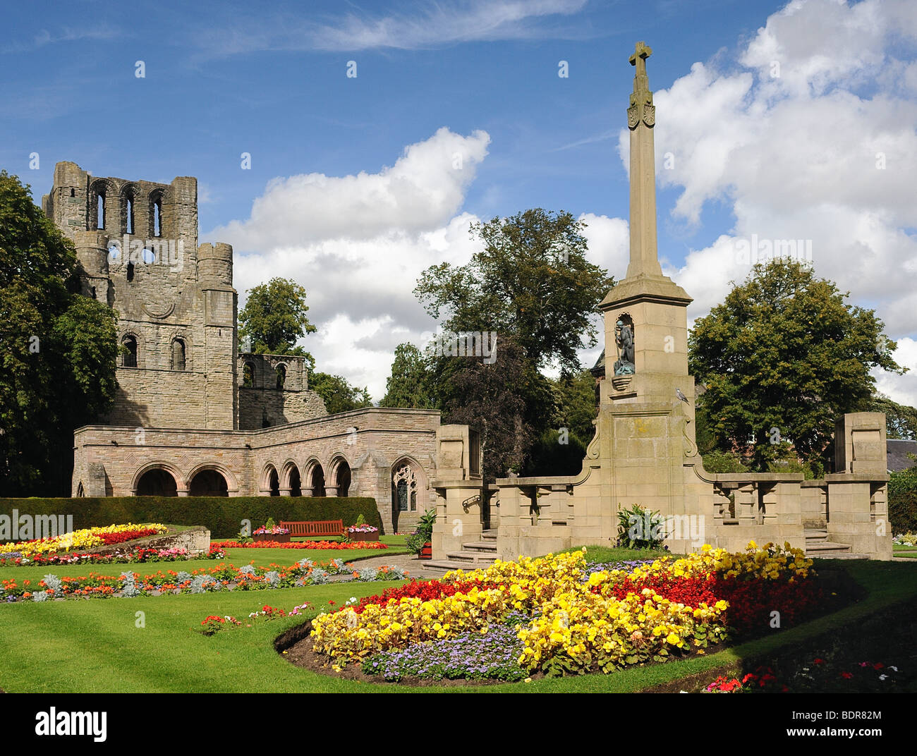 Junction Pool on the River Tweed at Kelso, Scotland, United Kingdom ...