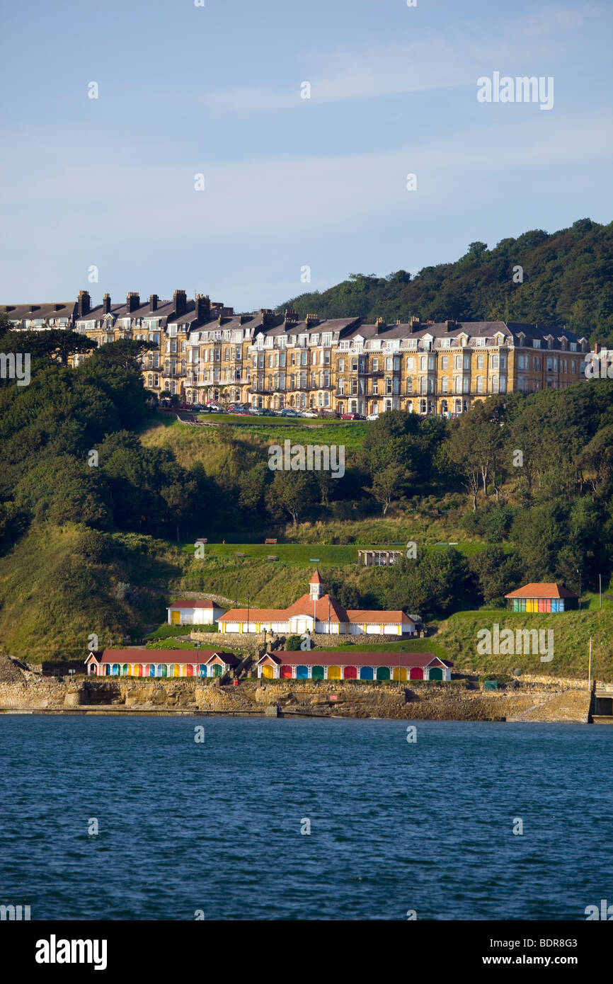 Scarborough seafront hi-res stock photography and images - Alamy